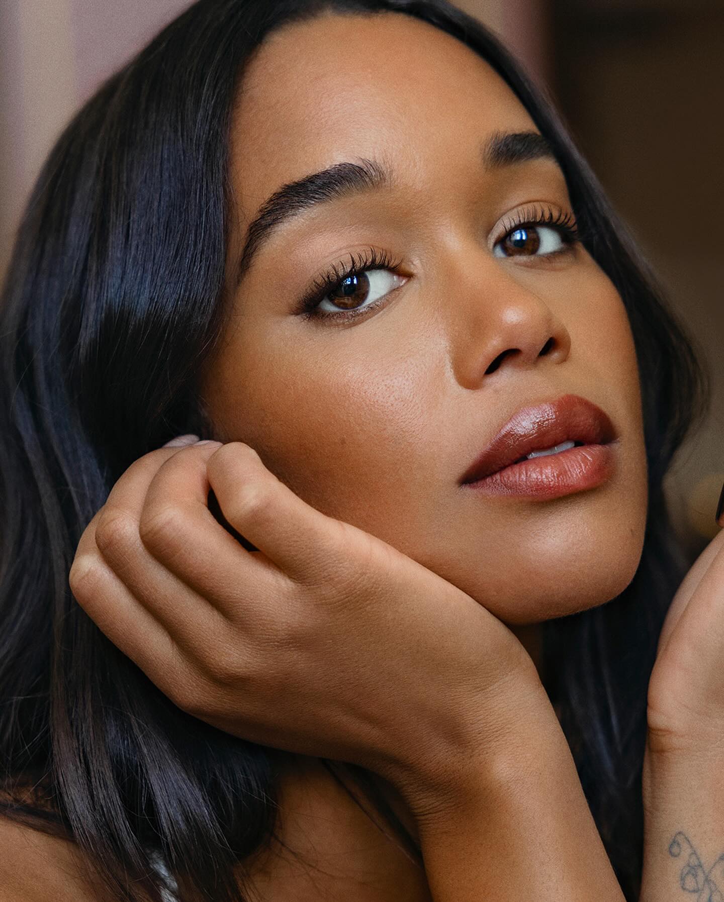 CONTACT US – Hourglass Cosmetics CA